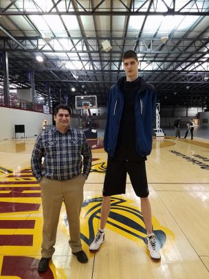 La historia del gigante Bobroczky | Viva Basquet