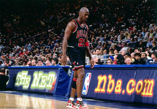 Los tenis especiales de Jordan | Viva Basquet