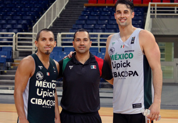 Omar Quintero habló sobre la ausencia de Juan Toscano y la gira por ...